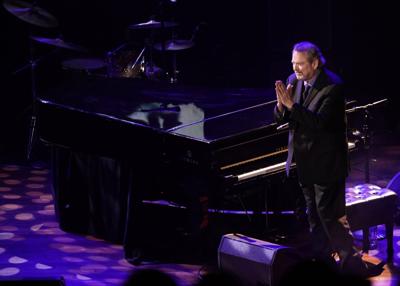 Jimmy Webb tribute concert in Stillwater features Vince Gill