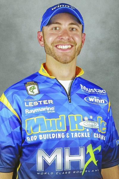 Big bags abound: Brandon Lester's 26 pounds gives him Elite tourney lead