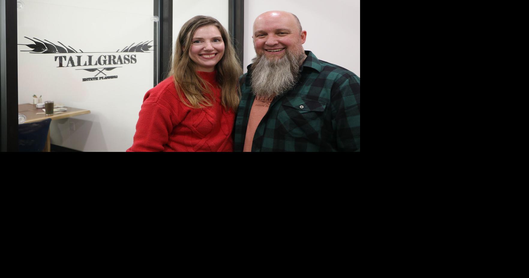 Tulsa couple brings estate planning to Owasso, cuts ribbon with chamber