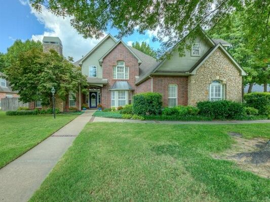 4 Bedroom Home in Bixby - $445,000