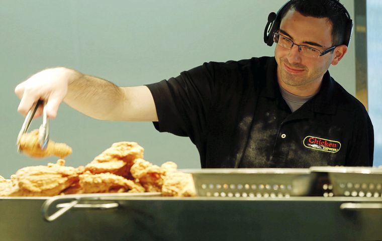 Review: Chicken Express brings fast-food fried chicken, fish to south Tulsa