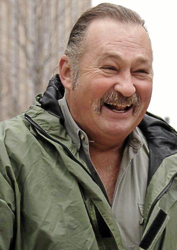 Deer hunter Roger Raglin's story goes Hollywood