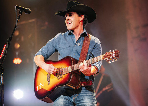 Country artist Aaron Watson talks Haggard, underdogs before show in ...