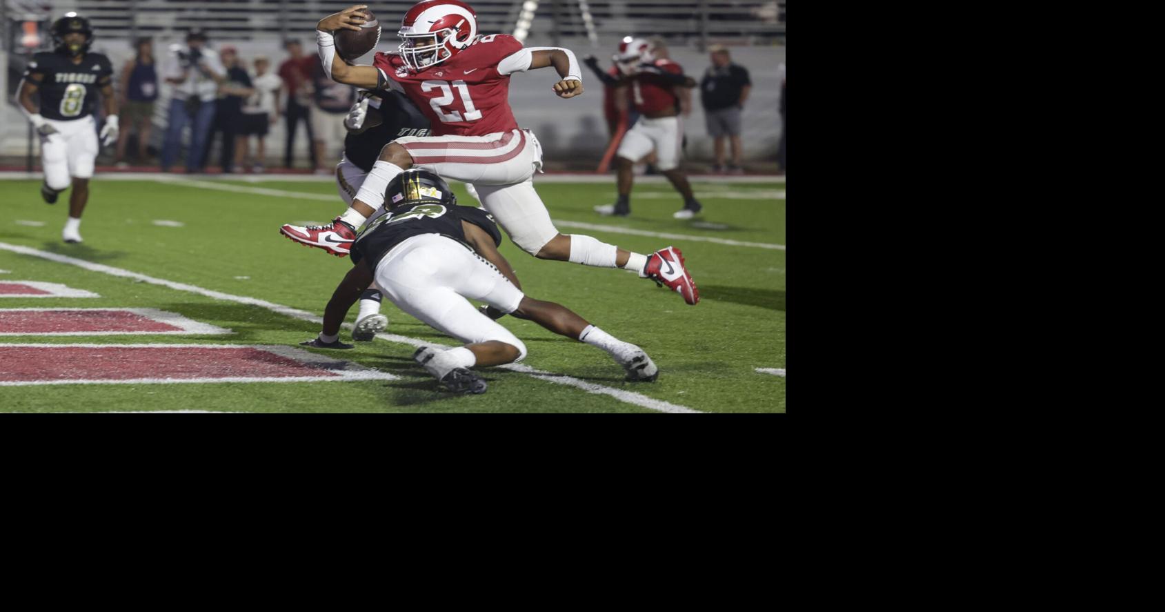 Photos: 6AI No. 4 Owasso takes down No. 7 Broken Arrow