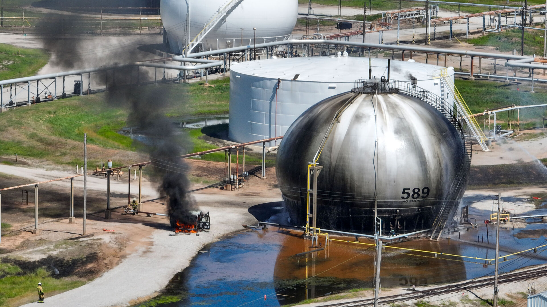 Photos: Fire at HF Sinclair refinery in west Tulsa on May 11