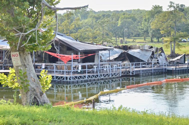 Giggle Fish Grill at Sequoyah Bay destroyed by fire