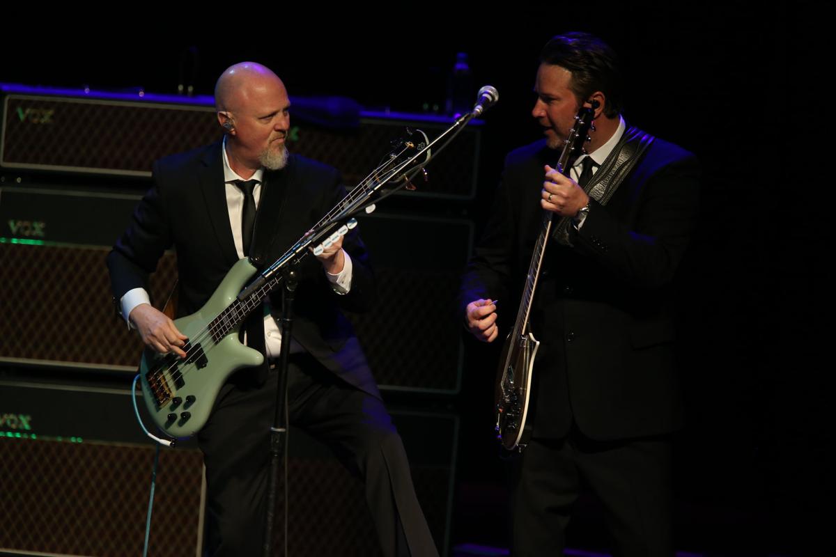 Photo Gallery: Billy Bob Thornton and The Boxmasters perform at the ...