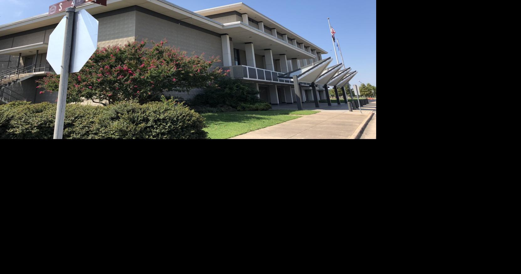 Artist chosen for Merle Haggard statue in Muskogee