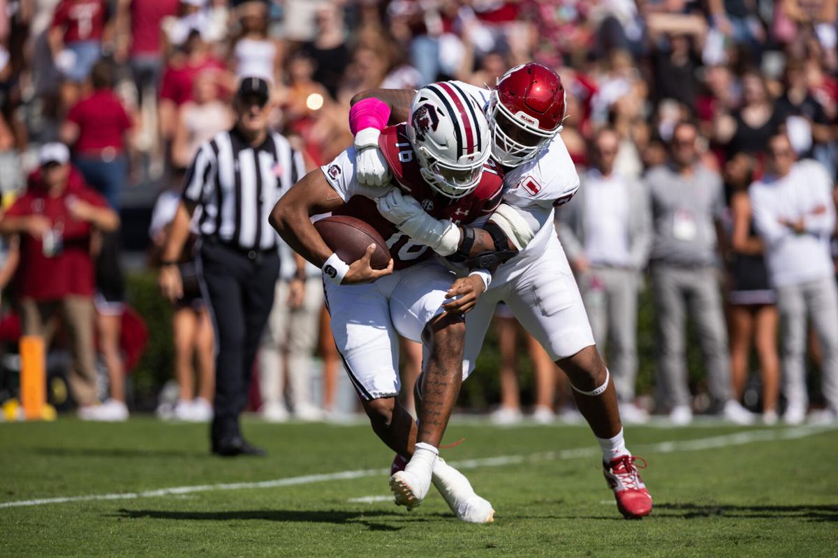 No. 14 Oklahoma's defense delivers against South Carolina