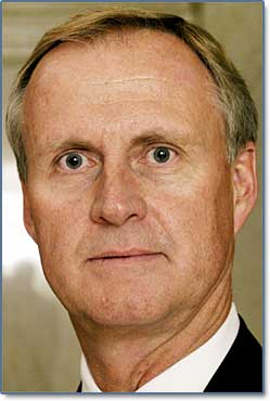 Devon Energy names president, financial chief