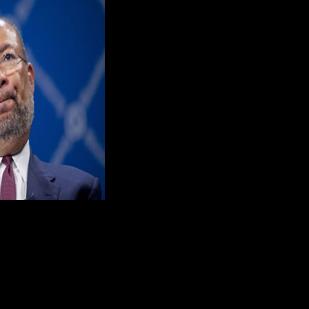 Citigroup chairman, appointed after bailout, to step down