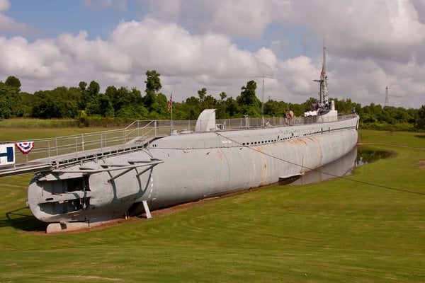 USS Batfish's storied sub-killing past re-enacted