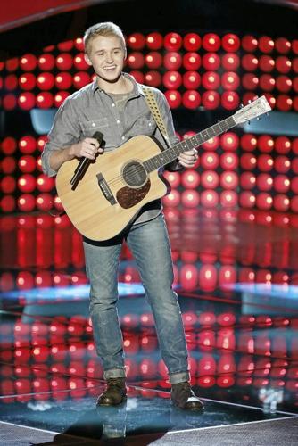 TVtype: Corey Kent White picks Team Blake on 'The Voice'