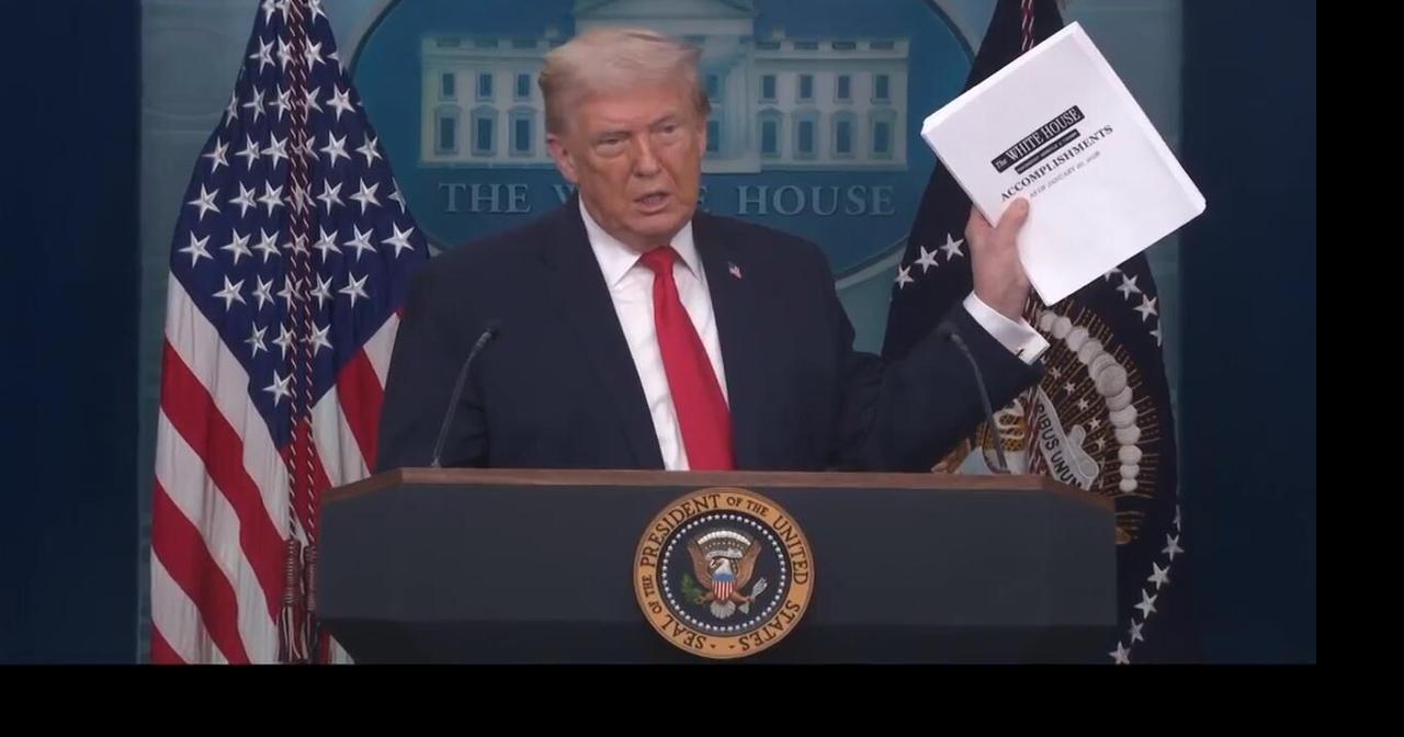 Trump throws his stack of accomplishments on the floor during press ...