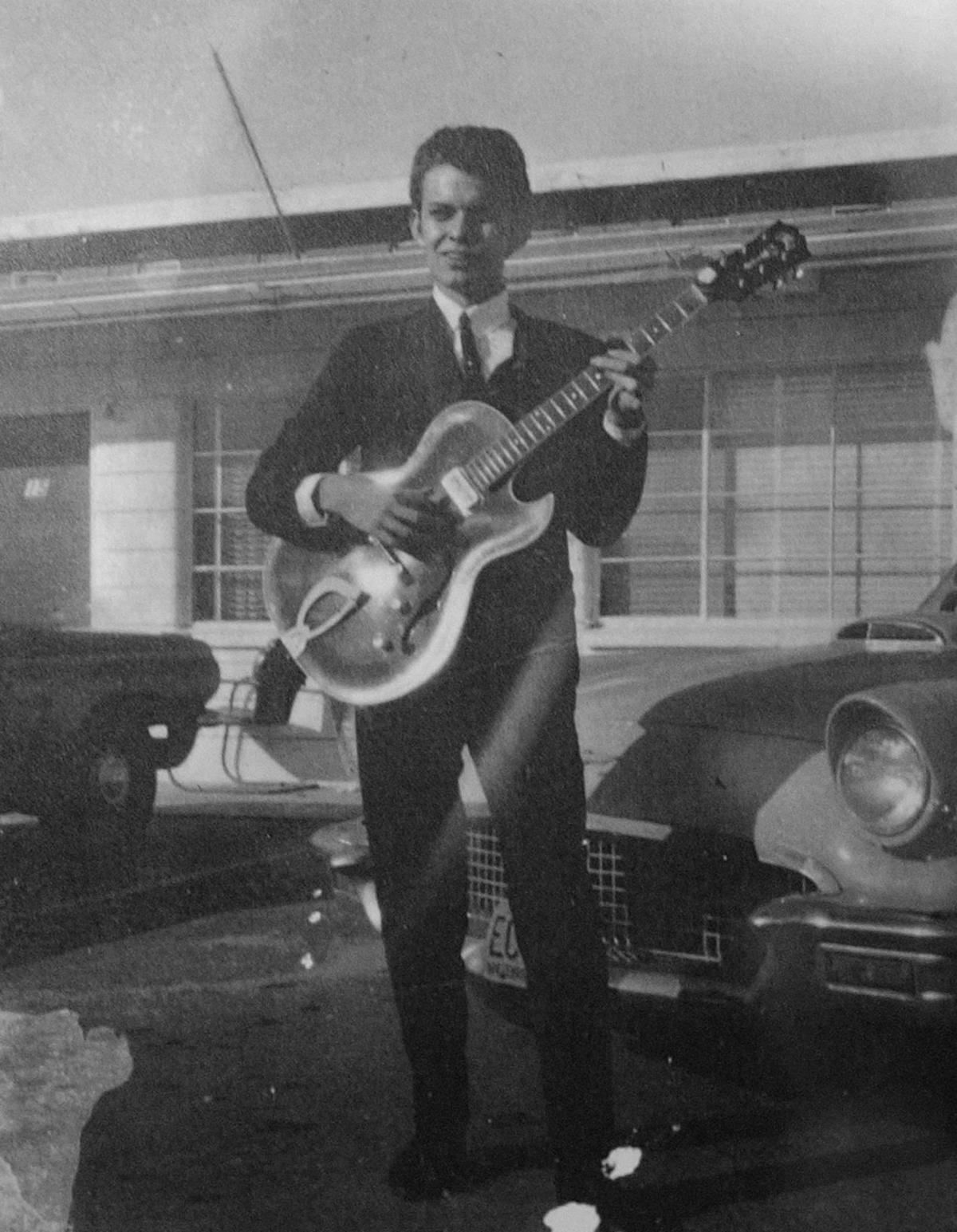 Leon Russell: A lifetime legacy of music | Music | tulsaworld.com