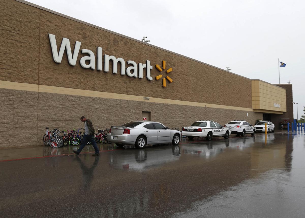 Bloomberg: Wal-Mart's out-of-control crime problem is driving police crazy
