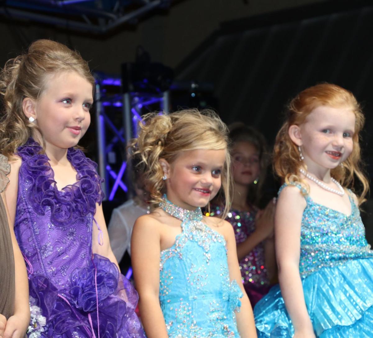 Photo gallery: Scenes from the 2017 Coweta Fall Festival Pageant