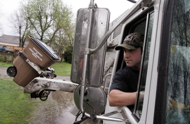 Tulsa's new trash company to use automated pickup