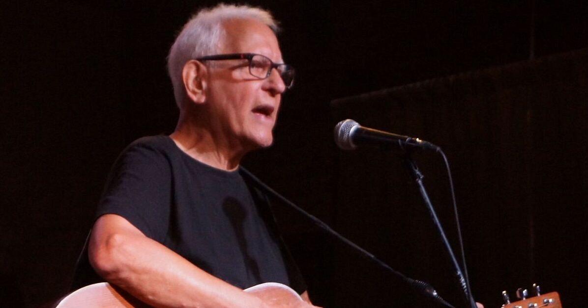 Mike Settle inducted into Oklahoma Music Hall of Fame