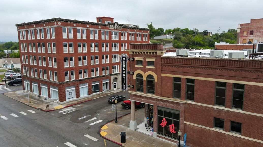 Throwback Tulsa: Pioneer Woman Mercantile reopens after renovation one ...