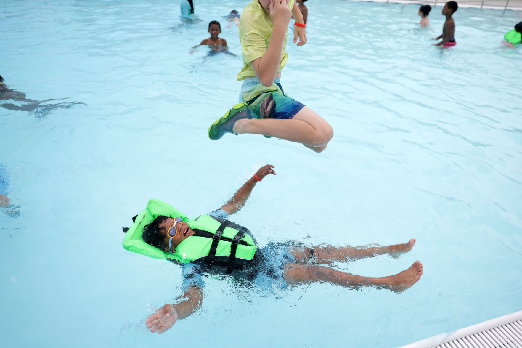 Newly built pool opens at north Tulsa's Chamberlain Park