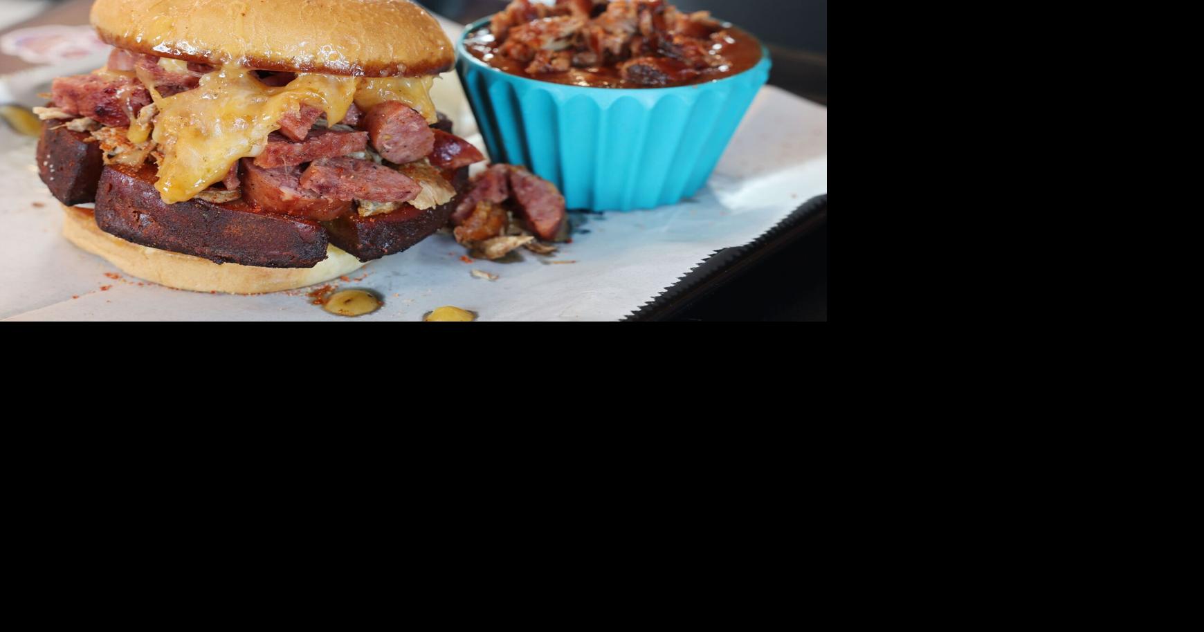 Flo's Smokehouse: Where barbecue, Mexican food get together