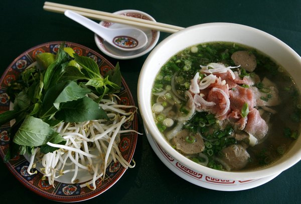 Pho Da Cao: Menu and flavors are huge