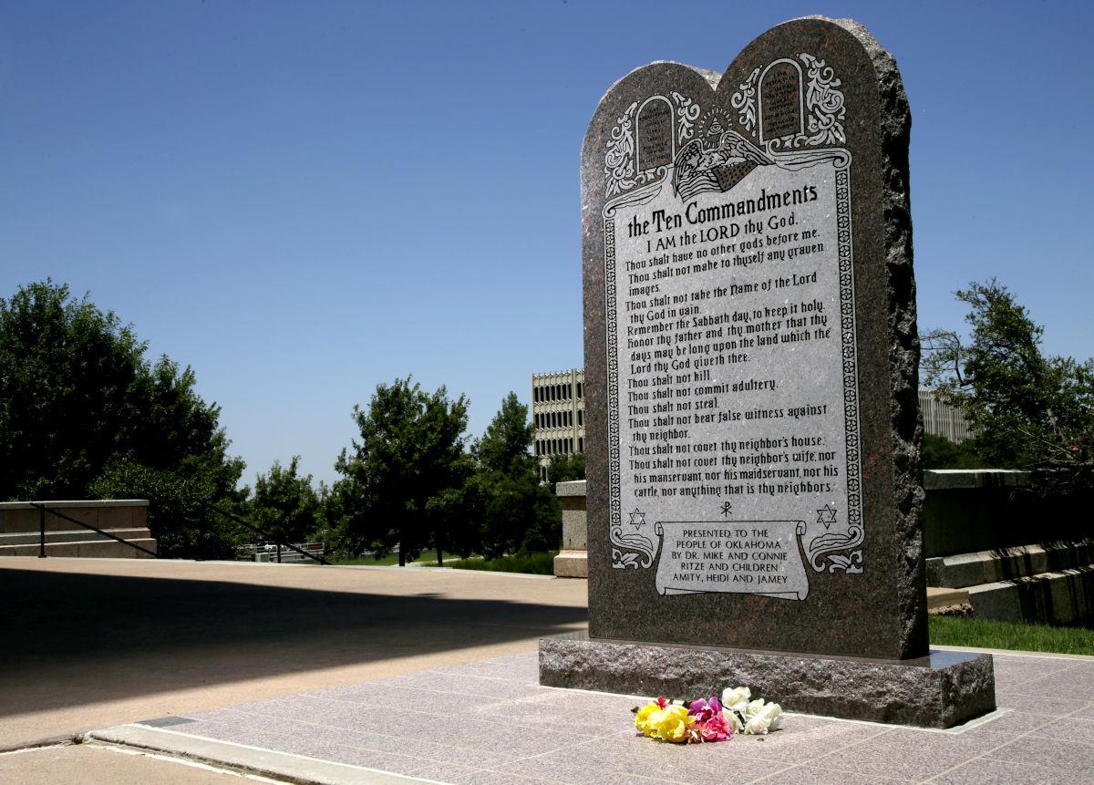 Oklahoma Senate passes Ten Commandments monument legislation