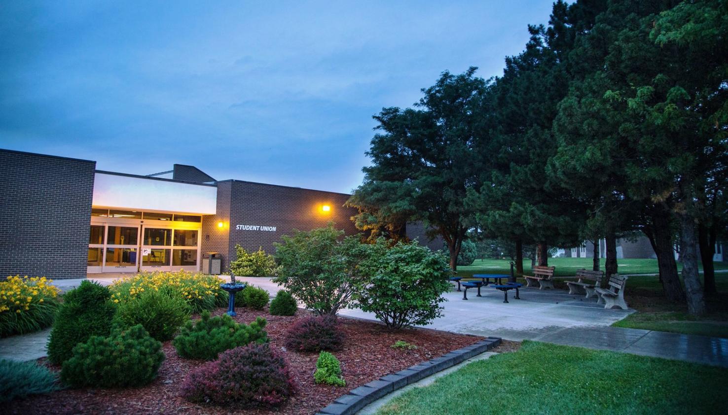 Owasso’s Brett Erickson graduates from Barton Community College