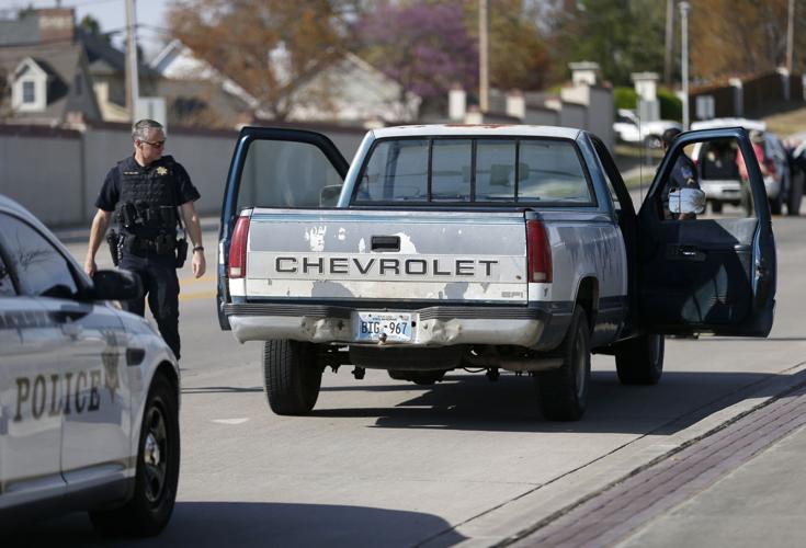 Tulsa woman suspected in crime spree dies after police car runs her ...