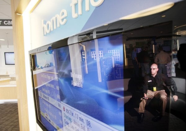 Cox Communications opens new Tulsa store with inviting design