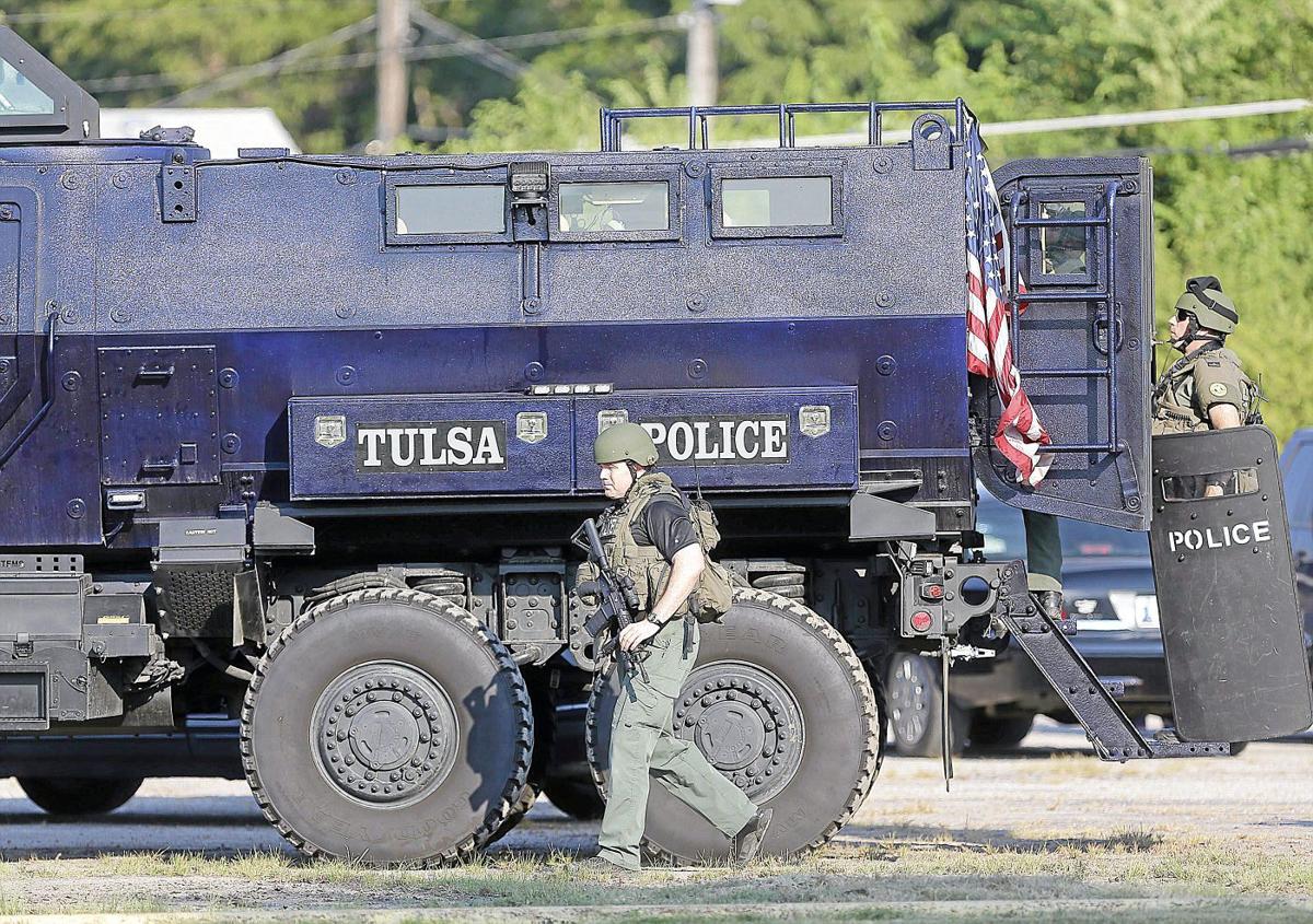 Video Man Accused Of Shooting Tulsa Police Officer Dies From Self