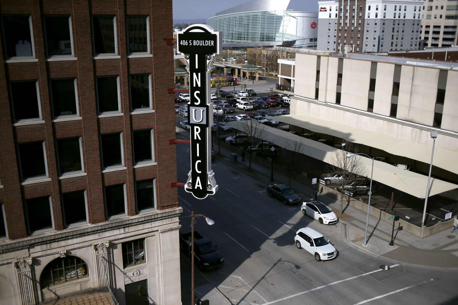 Tulsa's Beacon Building being renovated into apartments