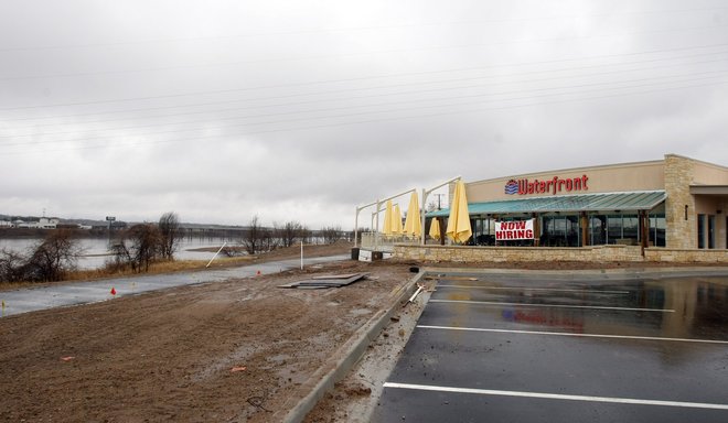 Waterfront Grill to open in March