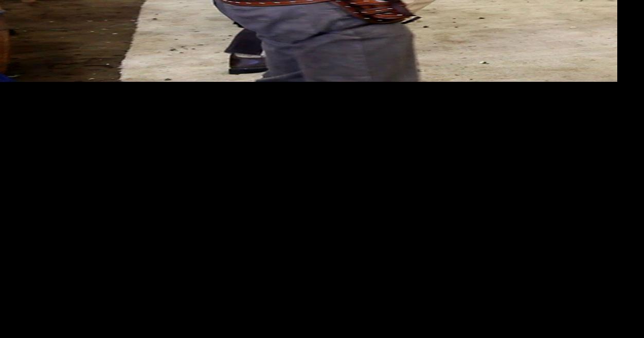 Quick-draw shooters face off to find who's fastest gun in Oklahoma