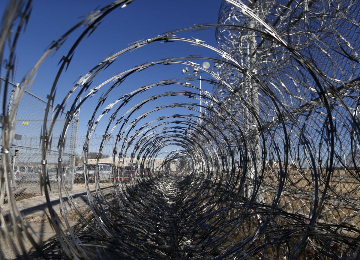 Oklahoma Watch: ICE detention system avoids court scrutiny