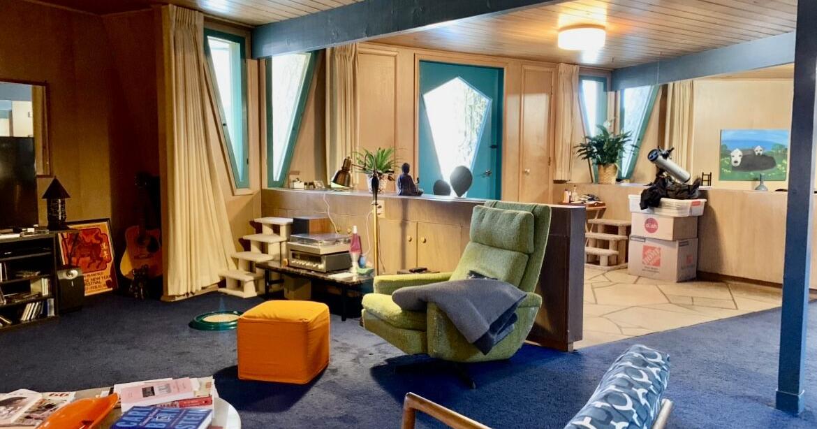 'A gathering place': Take a look inside the Adams House, an iconic ...