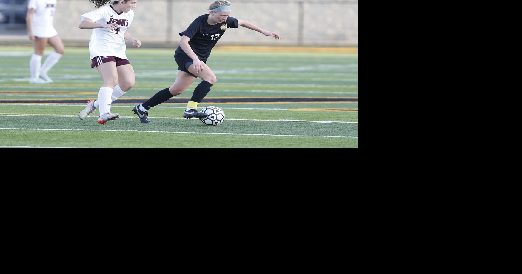 Sandites' historic girls soccer season ends with playoff loss