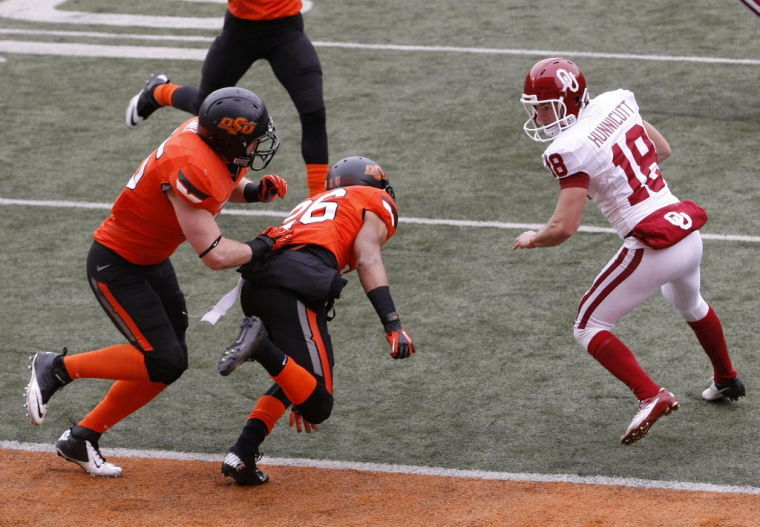 OU Sports: An inside look at Michael Hunnicutt's playbook