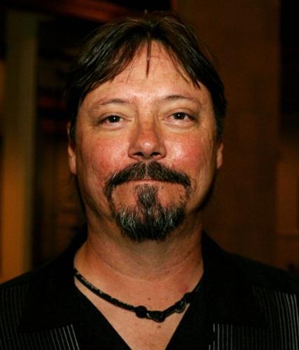 Longtime Tulsa radio personality Phil Stone dies