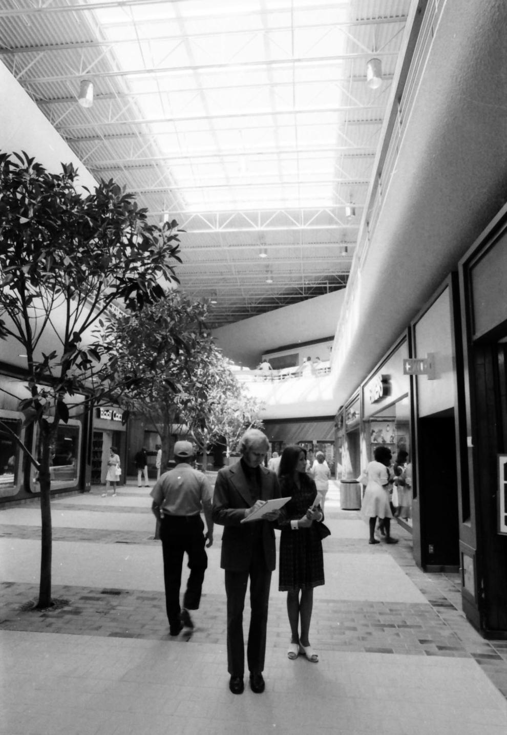 Tulsa, Oklahoma Woodland Hills Mall opened in 1976 | Photos