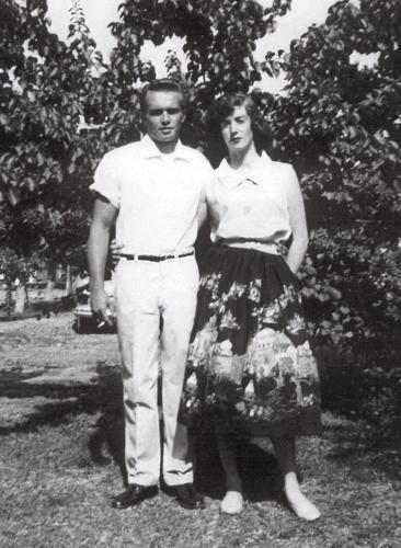 Merle and Leona Hobbs