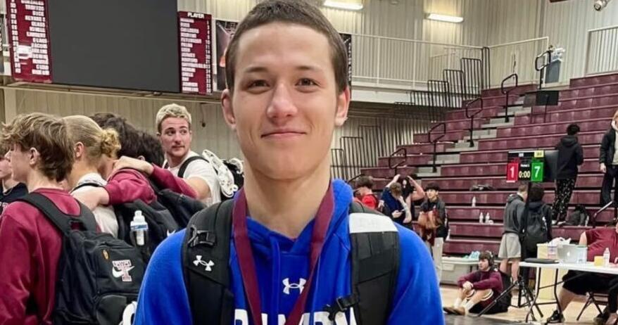 Wrestling notes: Bixby wins Bobby Lyons title