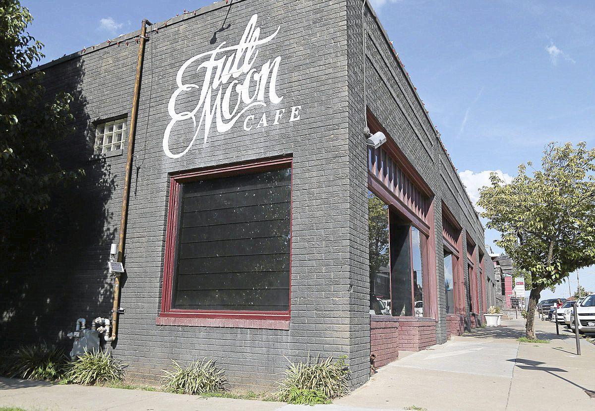 Table Talk: Full Moon on Cherry Street auctions restaurant items this ...