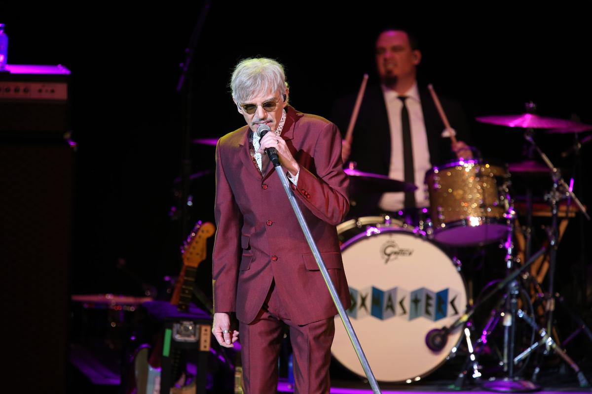 Photo Gallery: Billy Bob Thornton and The Boxmasters perform at the ...