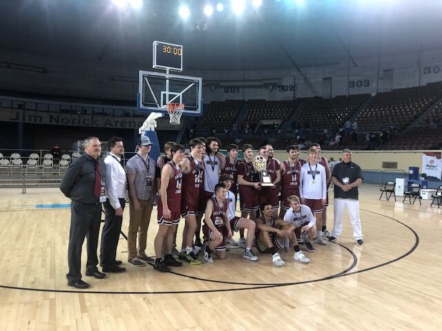 Jace Hollingshed leads Oklahoma Union's win over Howe in 2A boys final
