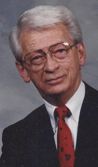 Robert "Bob" Wallace