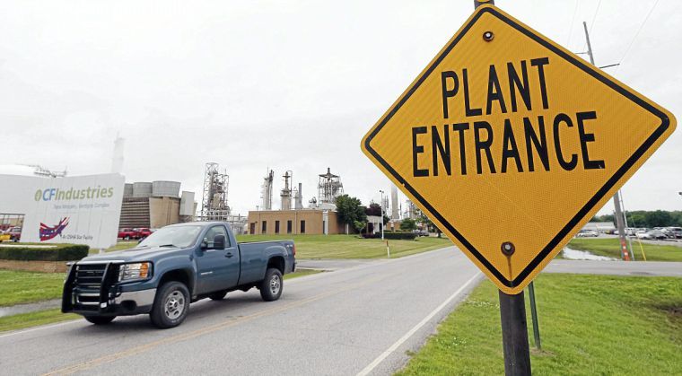 It's a family affair at CF Industries' facility in Verdigris