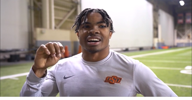 'Let's go and mingle with the people': Brennan Presley, Ollie Gordon ...