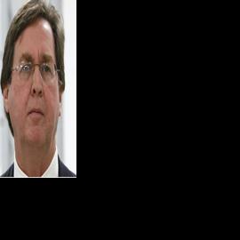 Organization defends low rating of Adelson's record